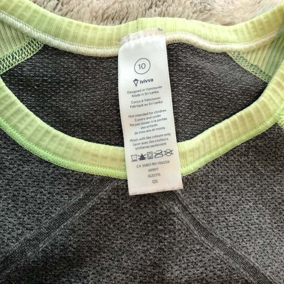 Ivivva | Tops | Grey Short Sleeved Ivivva Top | Poshmark